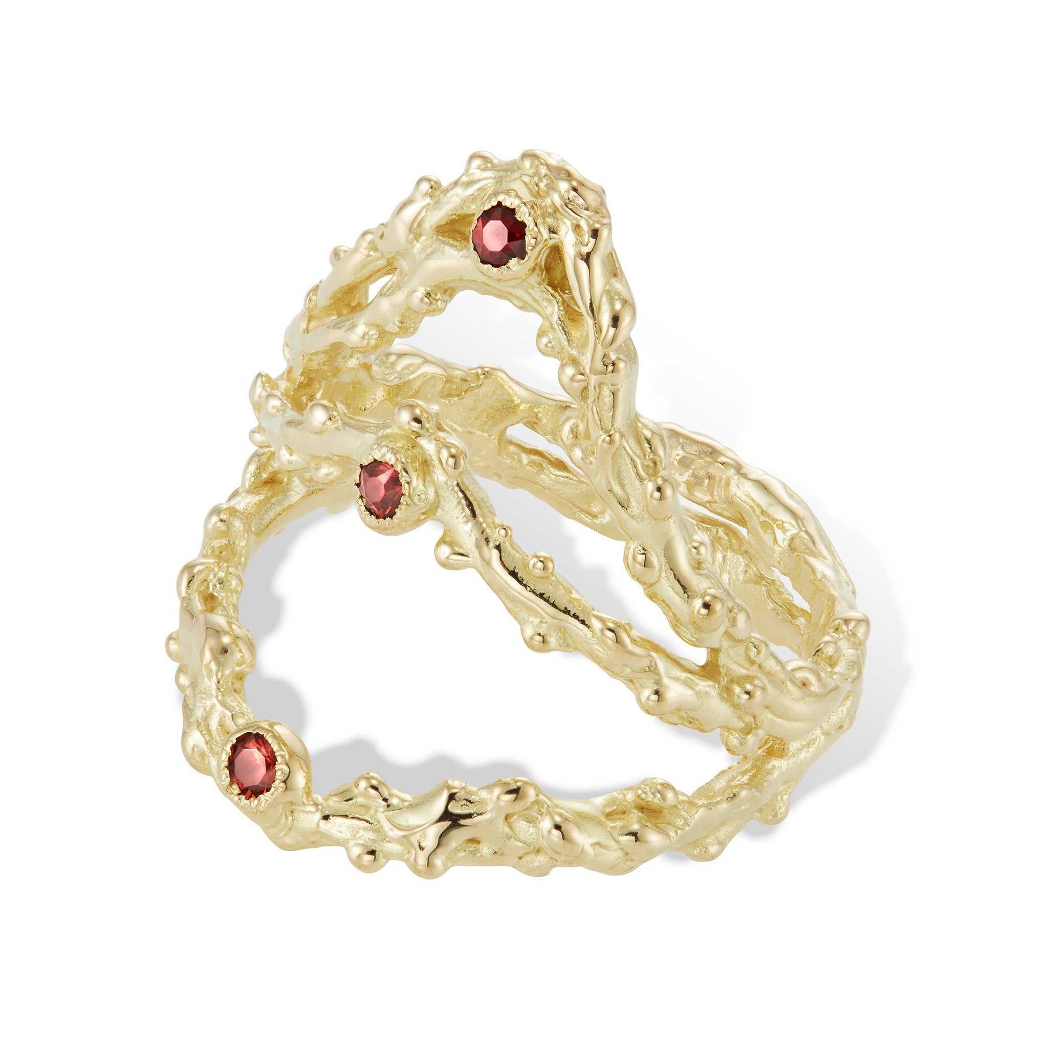 Gold Cocktail Ring in 18ct Seaweed with Garnet | CLIO SASKIA